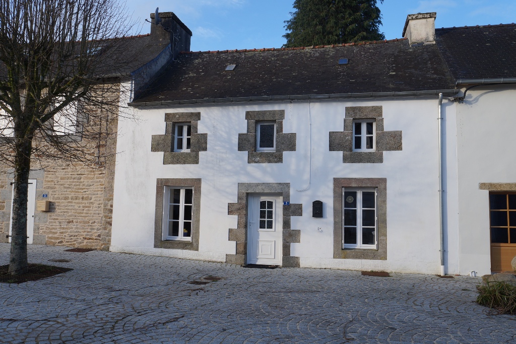 Christines Brittany Property | Immobilier Huelgoat | Estate Agent
